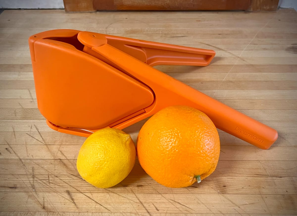 The best citrus juicer is the Fluicer